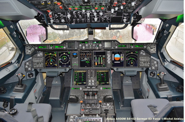 Cabine Do Airbus A400 First Airbus A400M 'Atlas' For