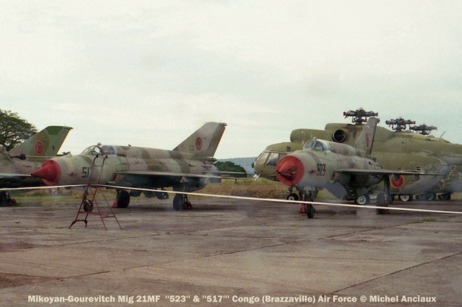 img1011 Mikoyan-Gourevitch Mig 21MF »523» & »517»’ Congo (Brazzaville ...