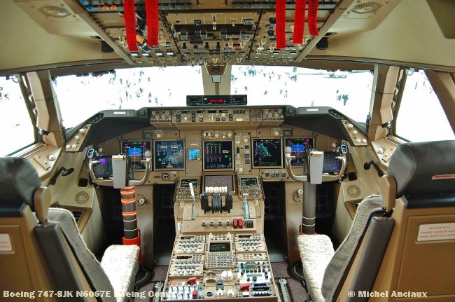 74 Boeing 747-8JK N6067E Boeing Comp. © Michel Anciaux – Aviation Rainbows