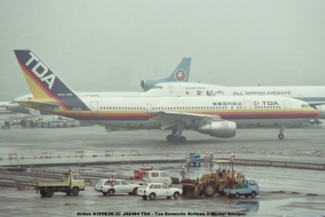 050 Airbus A300B2K-3C JA8464 TDA – Toa Domestic Airlines © Michel ...