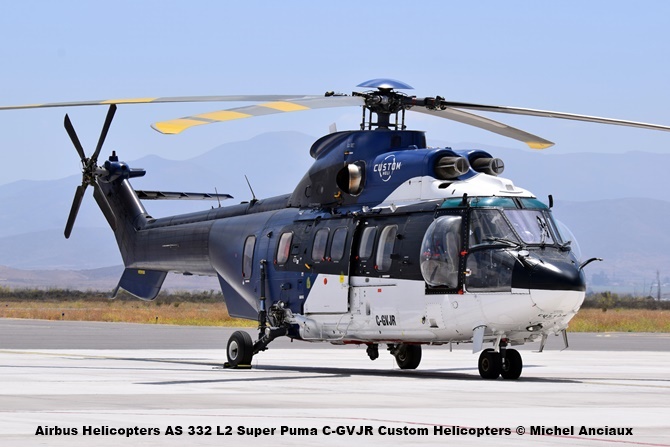 Aeronaves participando en los combates de incididos forestales en el ...