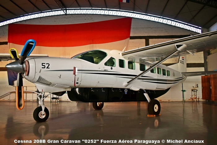 Visitas al Grupo Aerotáctico de la Fuerza Aérea Paraguaya – Visits to ...